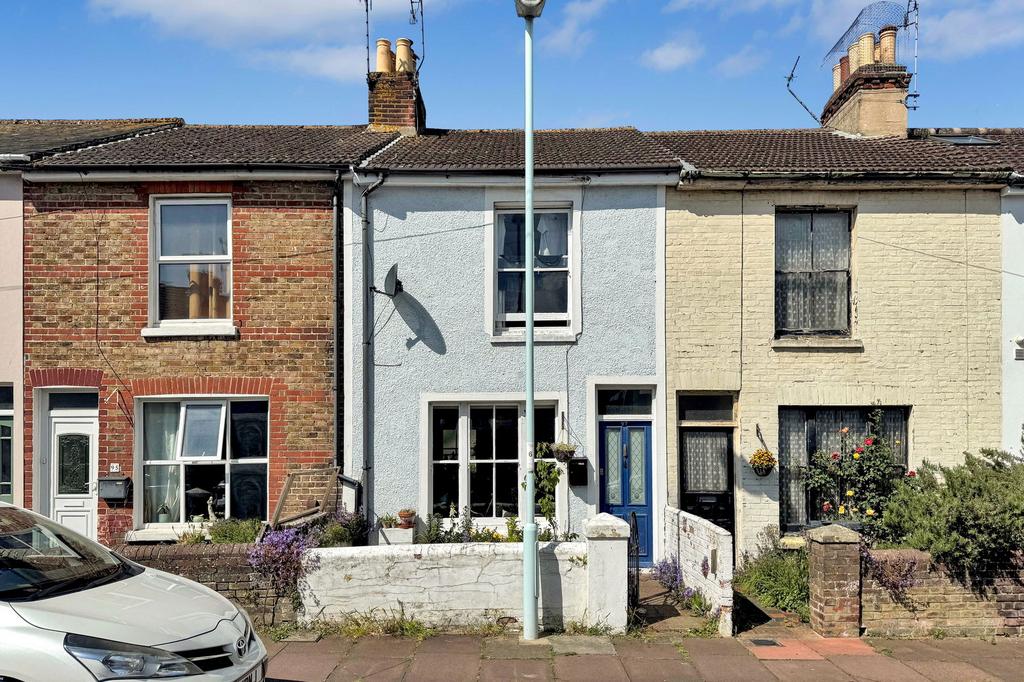 Cranworth Road, Worthing, BN11 2JE 2 bed terraced house for sale - £375,000