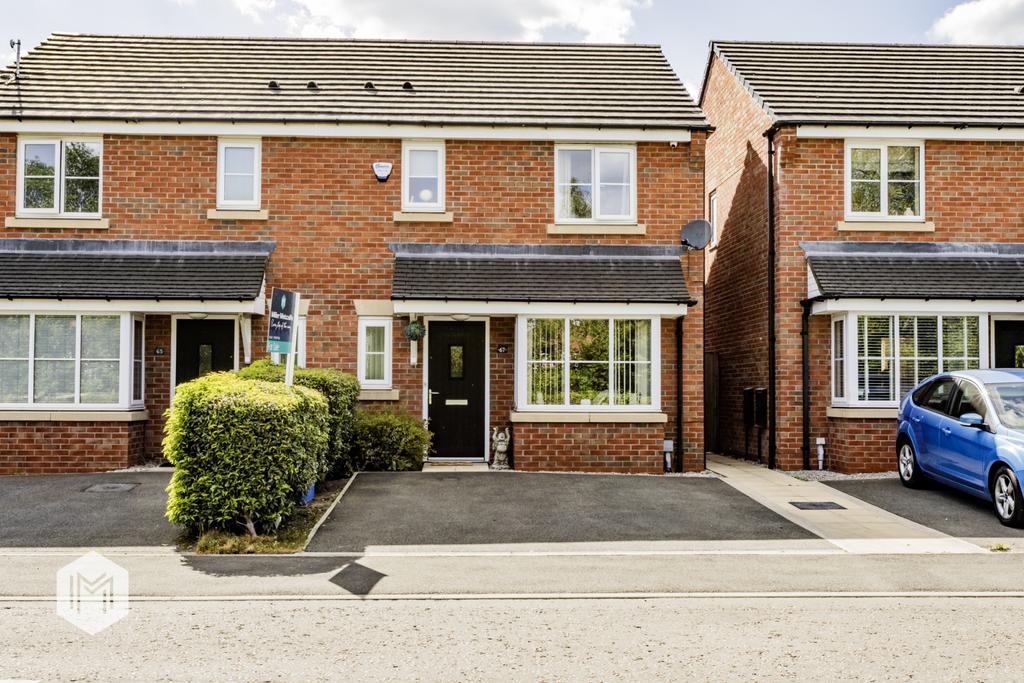 Chichester Lane, Eccles, Manchester... 3 bed semi-detached house - £290,000