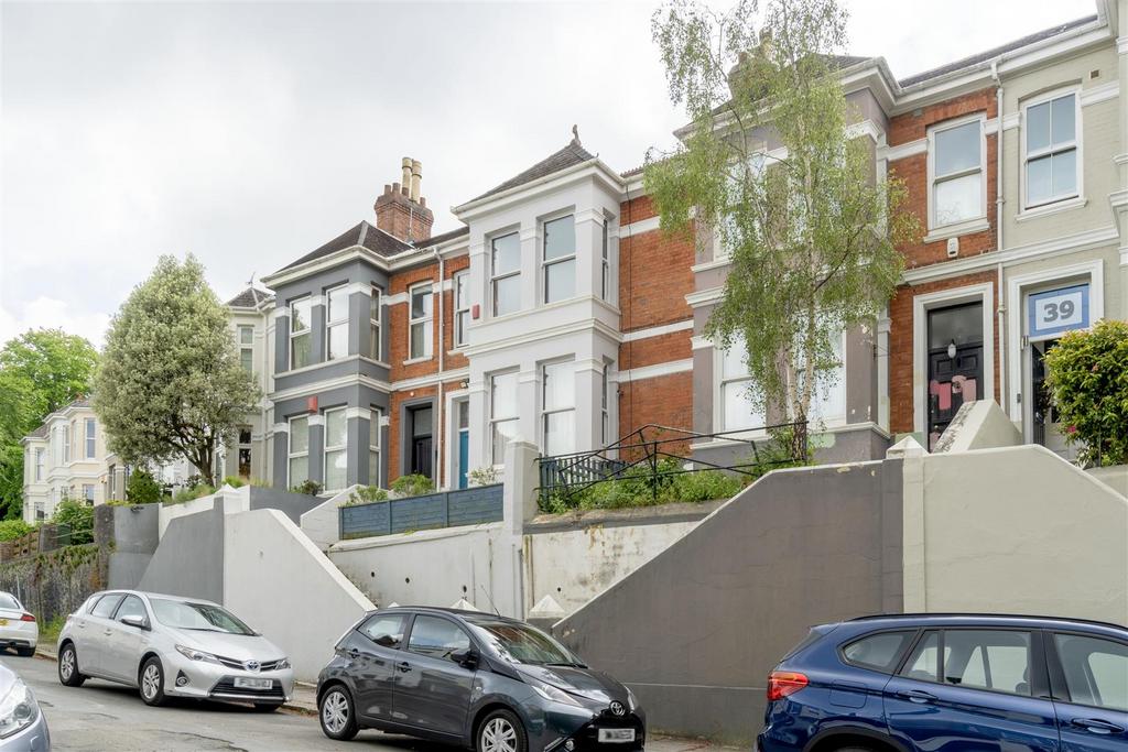 Mutley Road, Plymouth Studio - £650 pcm (£150 pw)