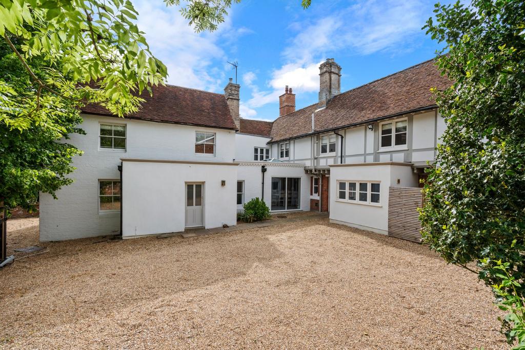 Lexden Road, Colchester CO3 5 bed semi-detached house - £1,150,000