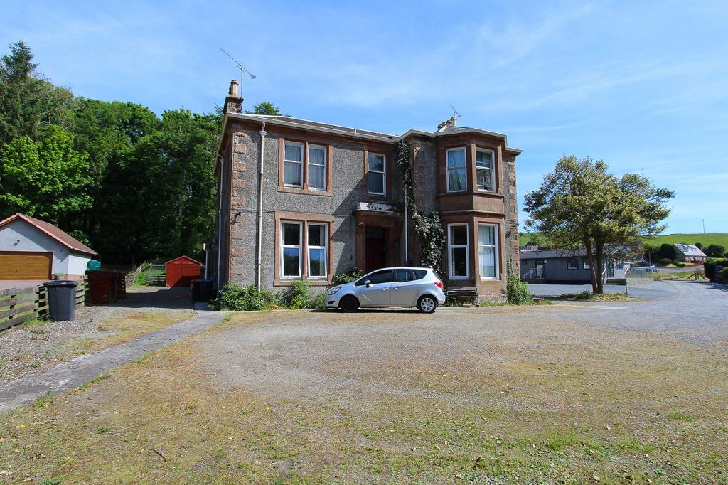 Flat 2, Park House, Dunragit... 3 bed flat for sale - £90,000