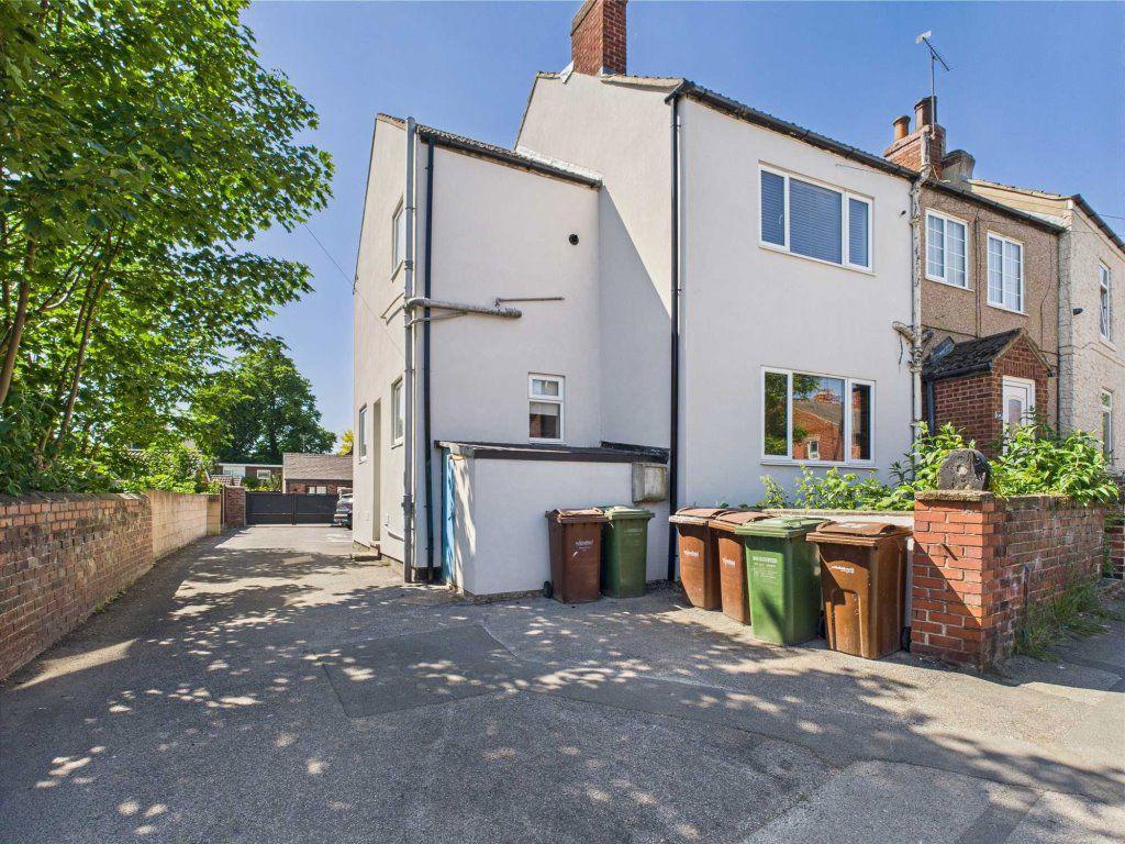 Holes Lane, Knottingley, WF11 3 bed terraced house to rent - £900 pcm ...