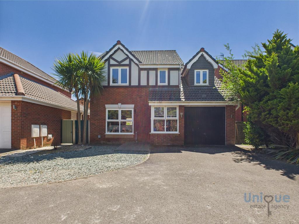 Ivy Gardens, Thornton-Cleveleys, FY5 4 bed detached house for sale - £ ...