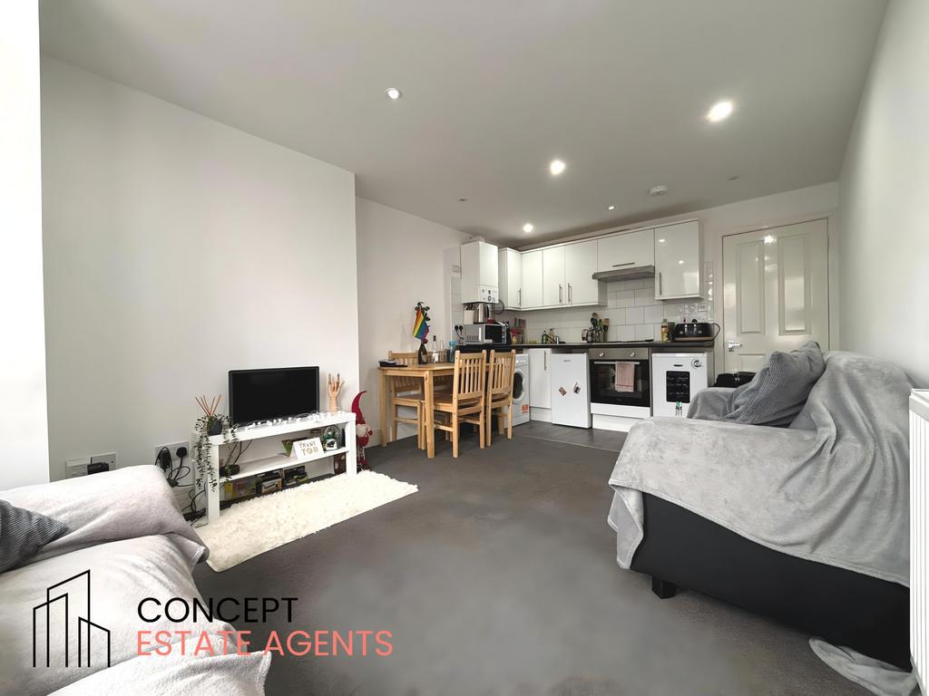 Haydons Road, South Wimbledon, SW19 3 bed apartment to rent - £2,500 ...