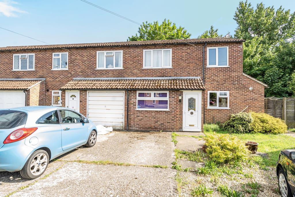 Thatcham, Berkshire, RG19 2 bed semi-detached house for sale - £320,000