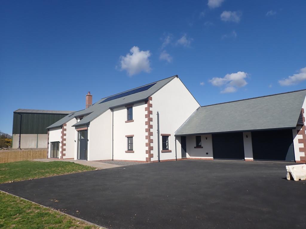 Corby Hill, Carlisle 4 bed detached house to rent - £2,500 pcm (£577 pw)