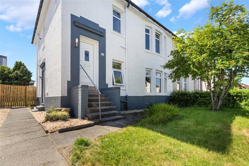 53 Dykebar Avenue, Knightswood... 2 bed flat for sale - £129,000