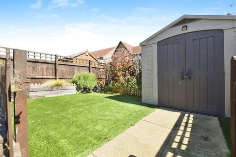 Houses for sale in Hull | OnTheMarket