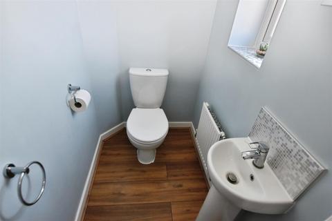 Houses for sale in Hull | OnTheMarket