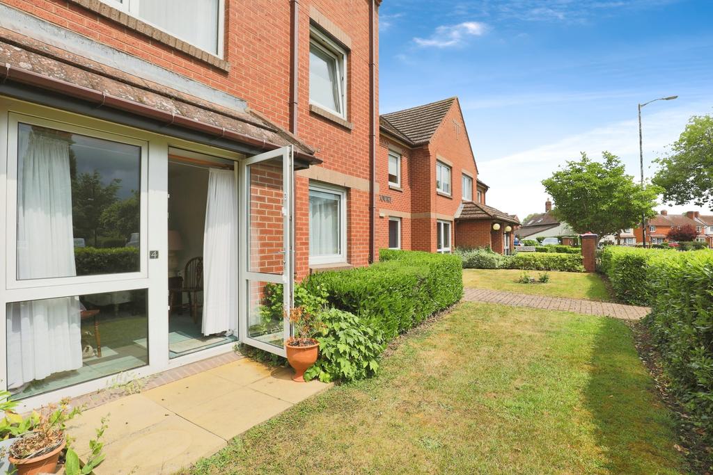 Malin Court, Alcester B49 1 bed apartment for sale - £95,000