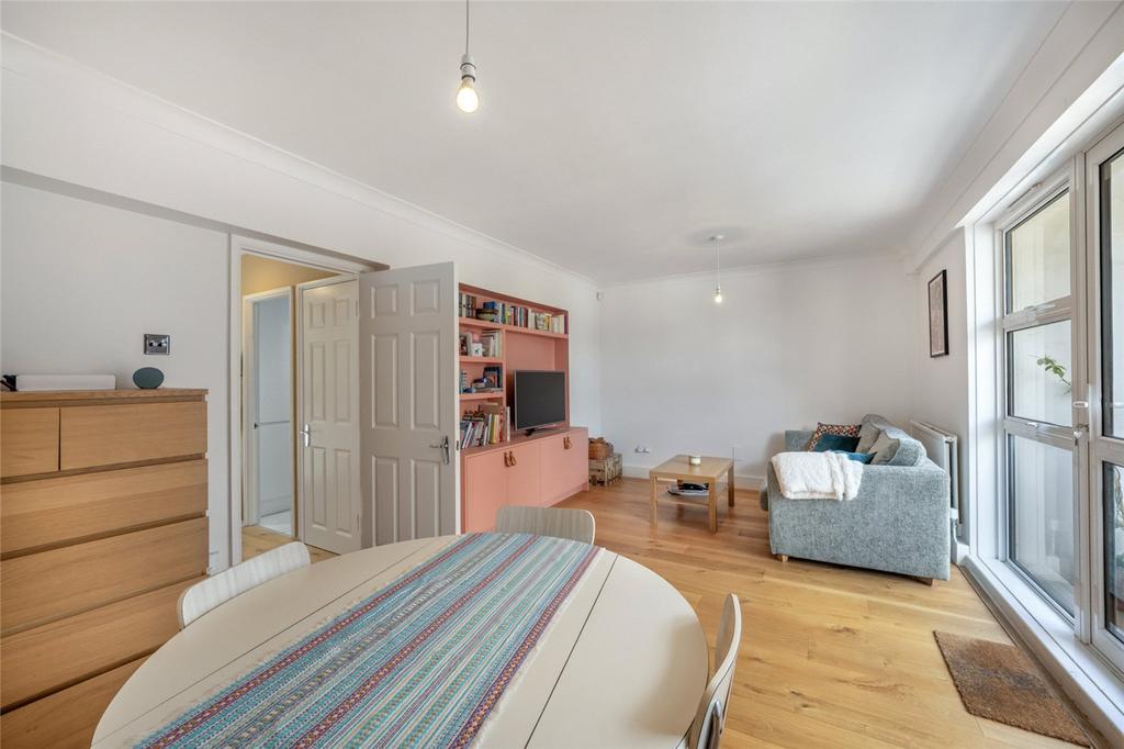 Kilburn Gate, Kilburn Priory, London... 2 bed apartment - £2,297 pcm (£ ...