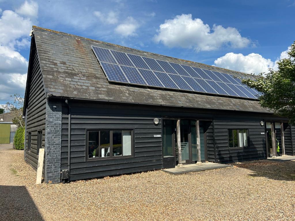 Millow Hall Farm, Dunton... Office - £1,358 pcm (£313 pw)
