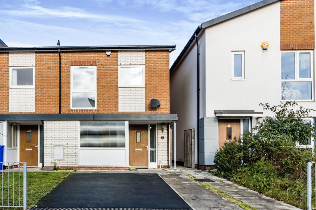 Dunsop Avenue, Manchester M11 3 bed terraced house to rent - £1,300 pcm ...