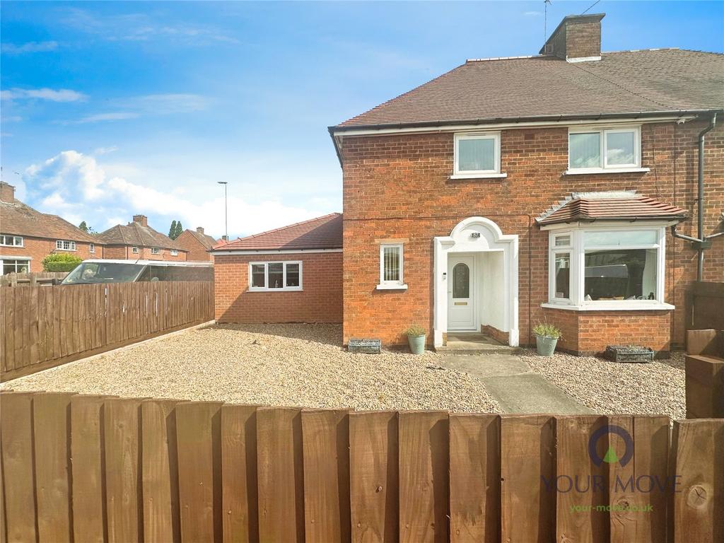 Pullman Road, Leicestershire LE18 3 bed semi-detached house - £345,000