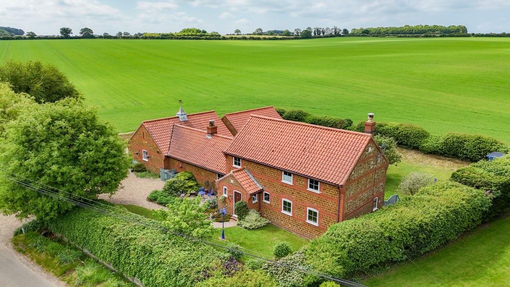 Bircham Road, Fring 3 bed detached house - £795,000