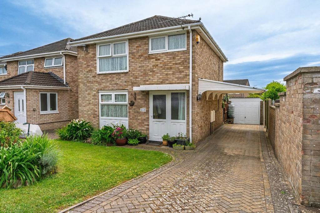Detached, three bedroom family home... 3 bed detached house for sale ...