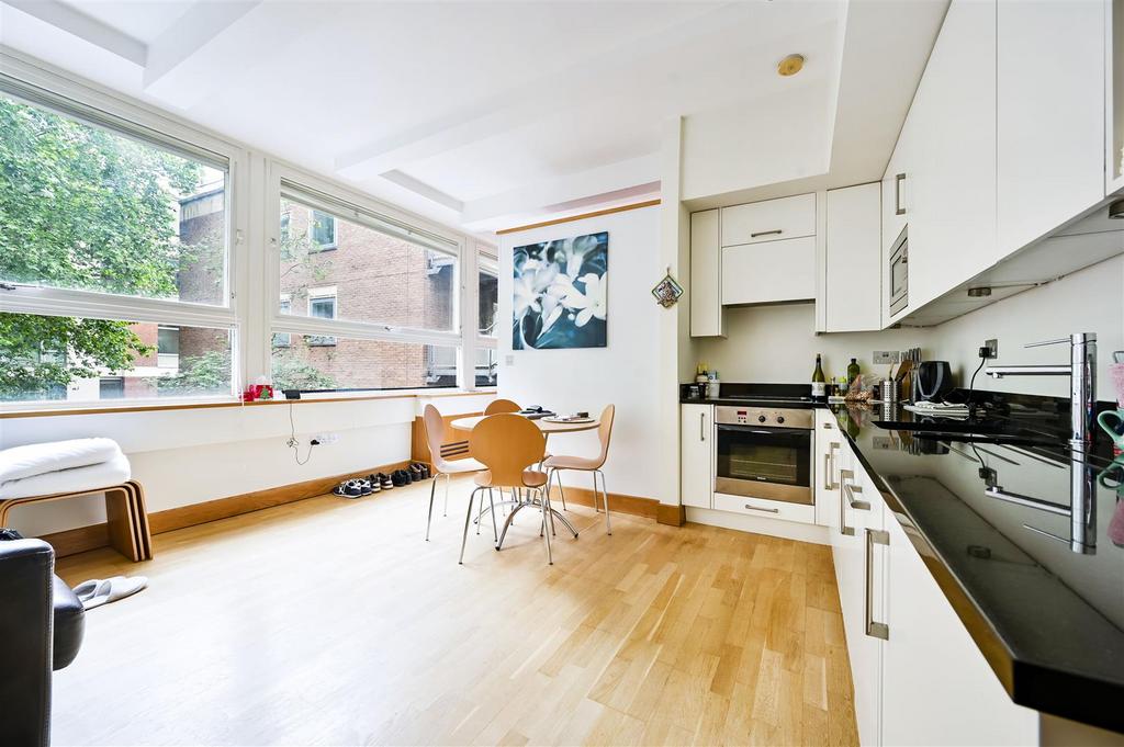 2 Greystoke Place, London EC4A Studio - £2,015 pcm (£465 pw)