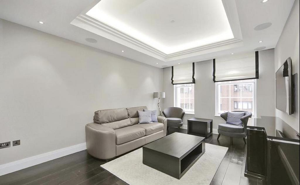Eccleston Street, London SW1W 1 bed apartment - £3,650 pcm (£842 pw)