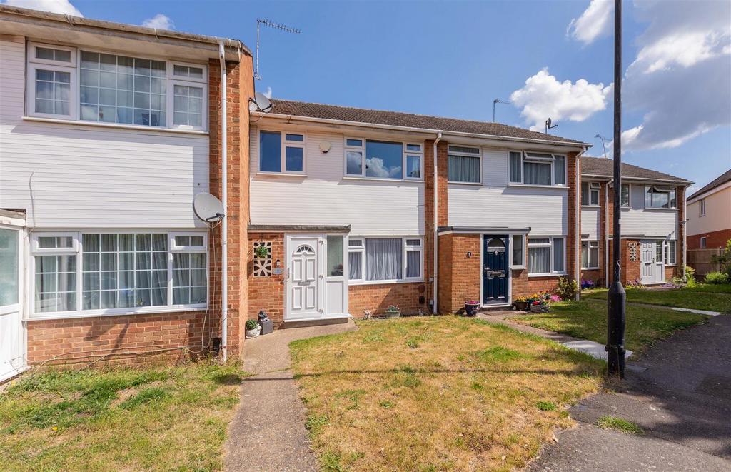Roxwell Close, Cippenham 3 bed terraced house for sale - £419,950