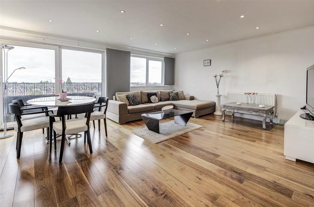 Temple Fortune Lane, Temple Fortune... 3 bed penthouse - £3,397 pcm (£ ...