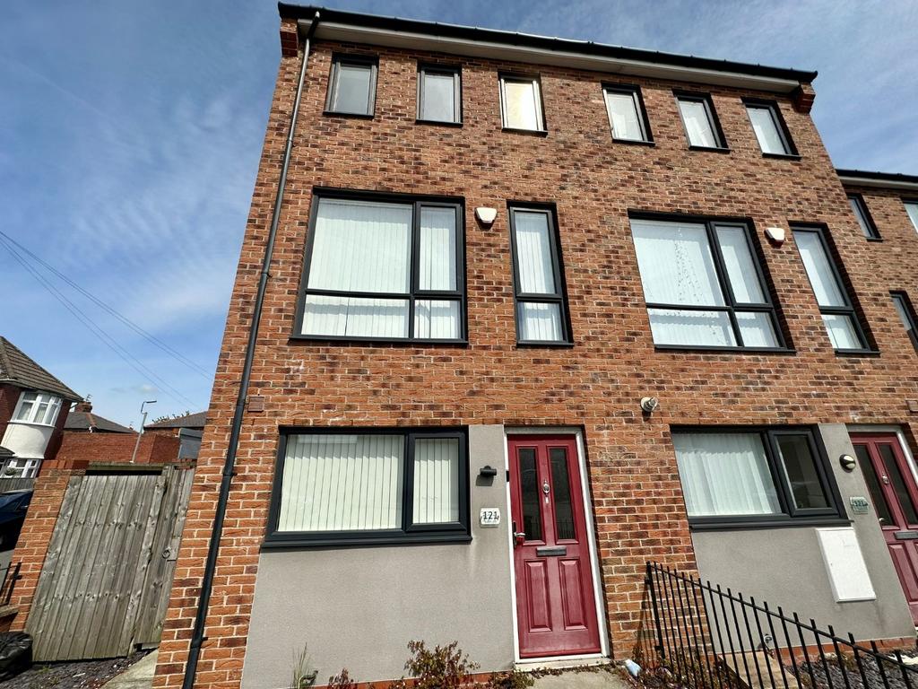 Green Lane, Liverpool L13 4 bed semi-detached house - £1,050 pcm (£242 pw)