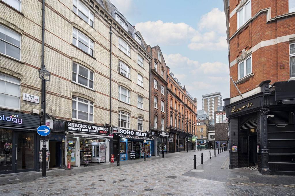 Rupert Street, Soho, London, W1D 1 bed flat - £525,000