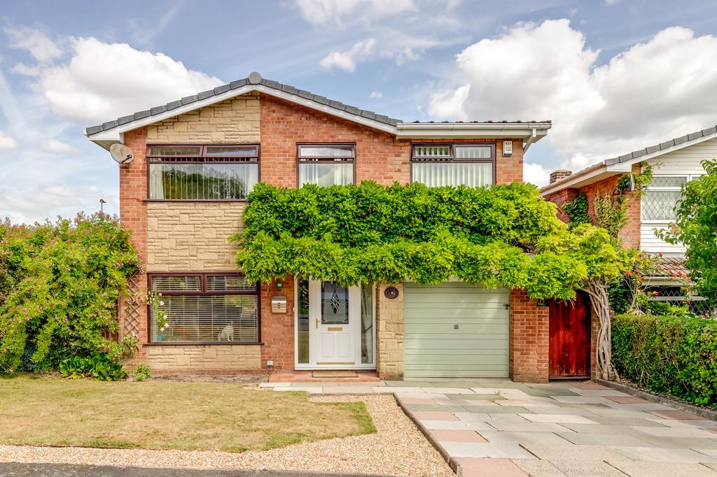 Alderton Drive, Wigan WN4 4 bed detached house for sale - £325,000