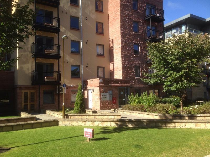 Slateford Gait, Slateford, Edinburgh... 2 bed flat - £1,375 pcm (£317 pw)