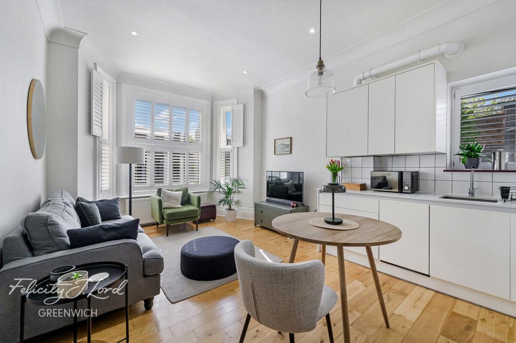 Greenwich South Street, London 1 bed flat - £399,995