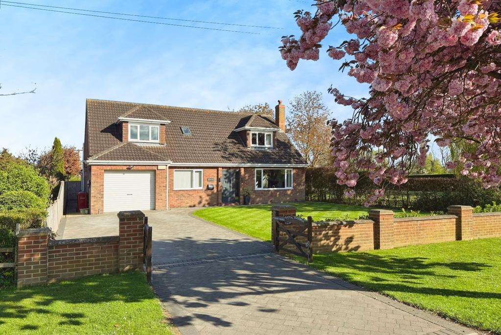Ferry Road, Goxhill, DN19 7LD 4 bed detached house for sale - £430,000