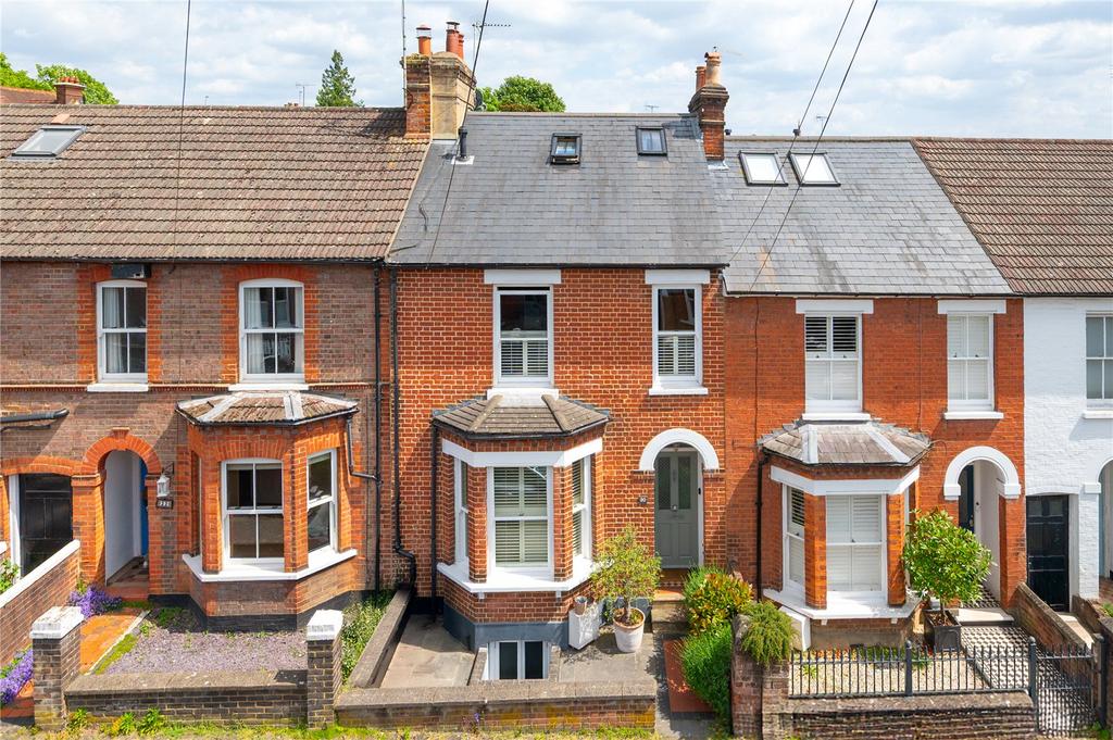 Liverpool Road, St. Albans... 3 bed terraced house for sale - £900,000