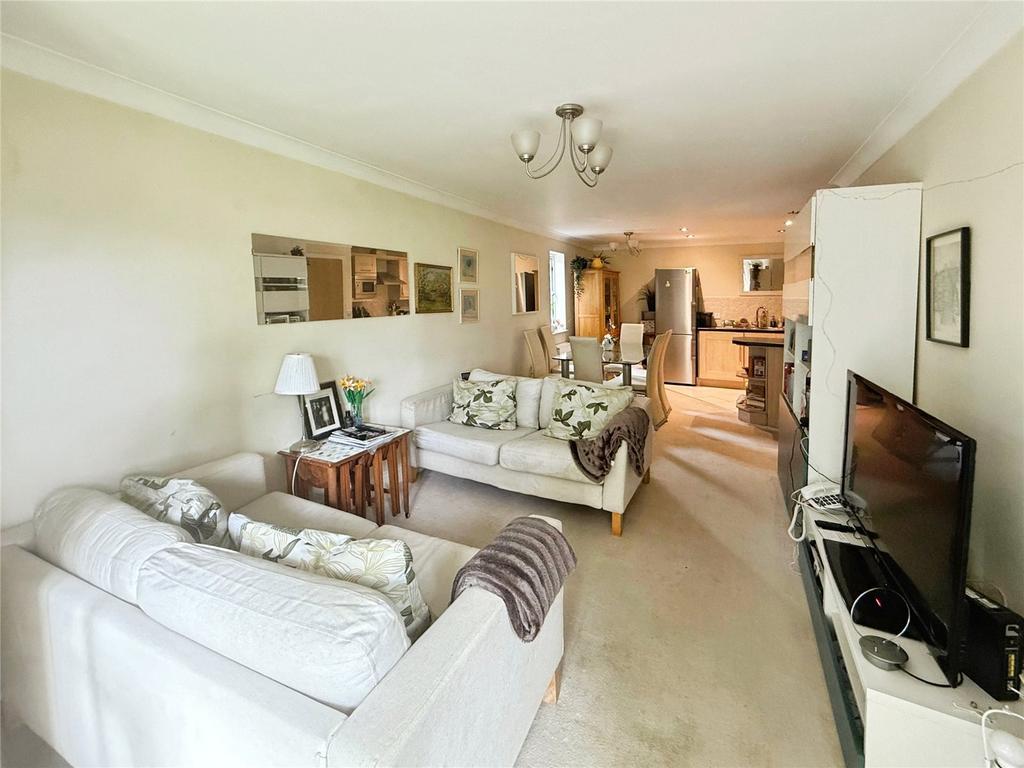 Woodcote Road, Wallington SM6 2 bed flat for sale - £320,000