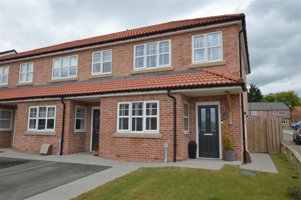 Springcroft Close, Catterick Garrison 2 bed end of terrace house for ...