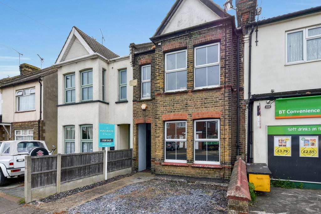 High Street, Shoebury Village... 4 bed terraced house for sale - £295,000