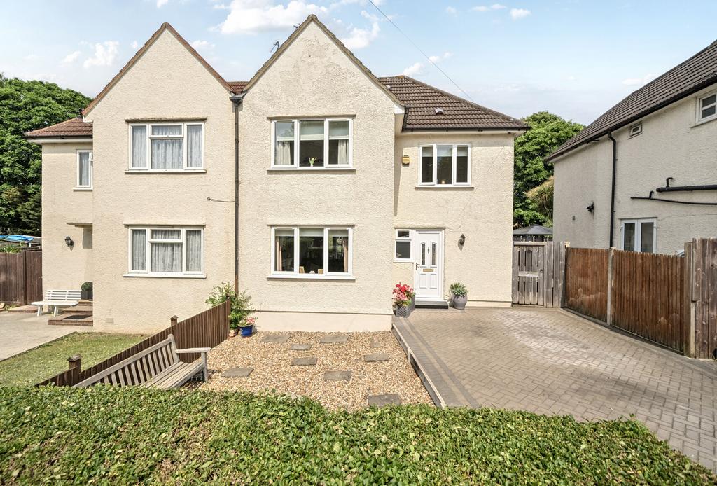 Denning Avenue, Waddon CR0 3 bed semi-detached house for sale - £500,000