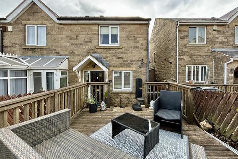 School Street, Bradford BD13 2 bed detached bungalow for sale - £199,950
