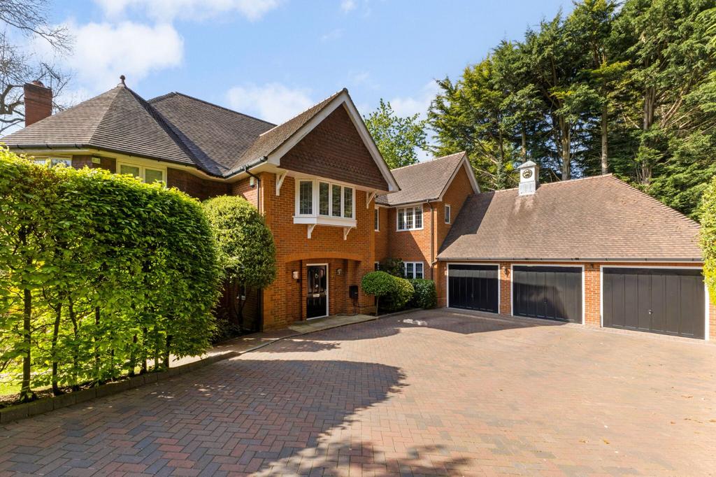 Bellridge Place, Knotty Green... 5 bed detached house - £2,500,000