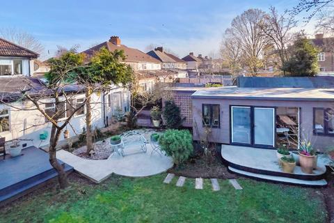 Houses for sale in Greenford | OnTheMarket