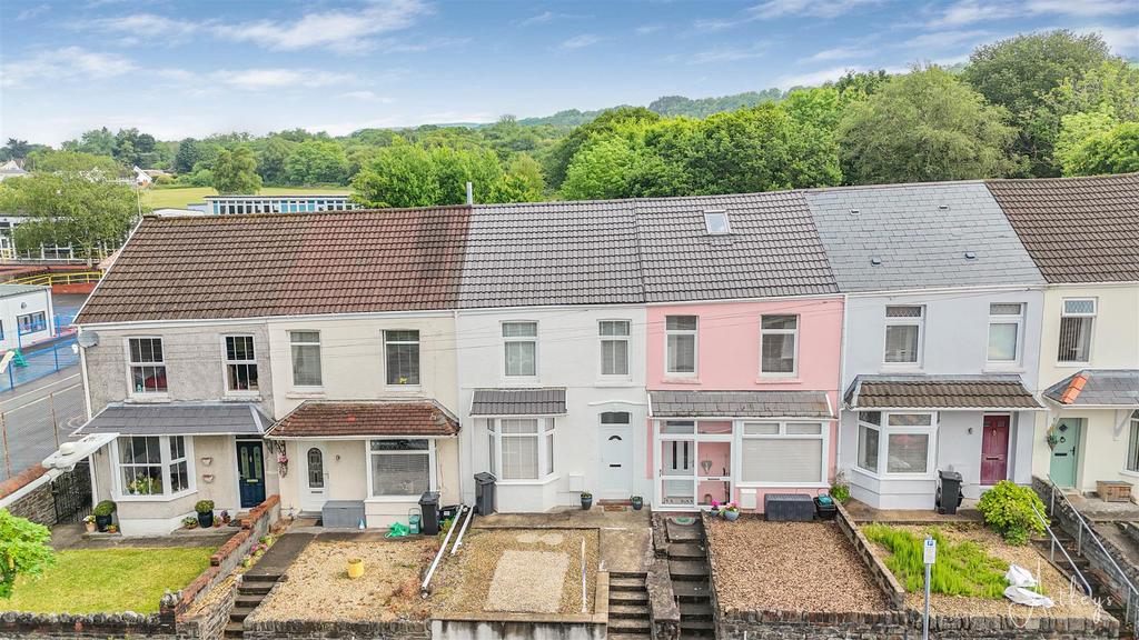 Main Road, Bryncoch, Neath 2 bed terraced house for sale - £195,000