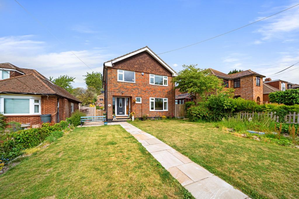 Sundridge Hill, Rochester ME2 4 bed detached house for sale - £625,000