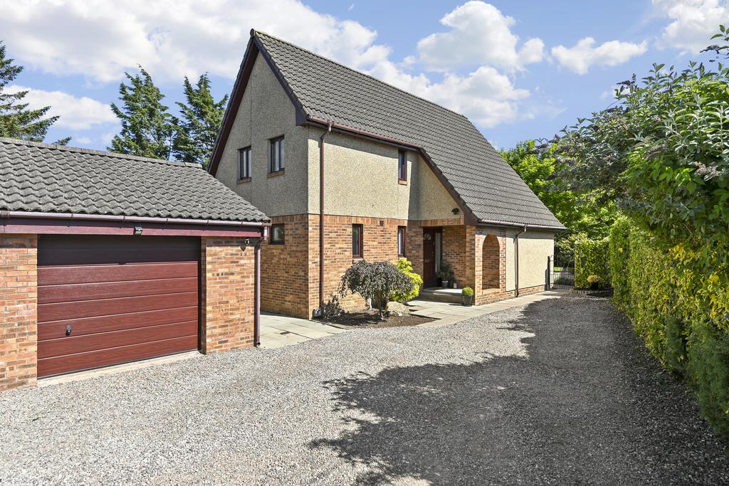 33B, Burghlee Terrace, LOANHEAD, EH20... 4 bed detached house - £410,000