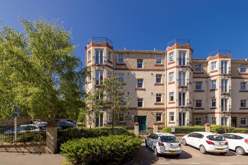 1/3 Sinclair Gardens, Edinburgh, EH11... 2 bed flat for sale - £250,000