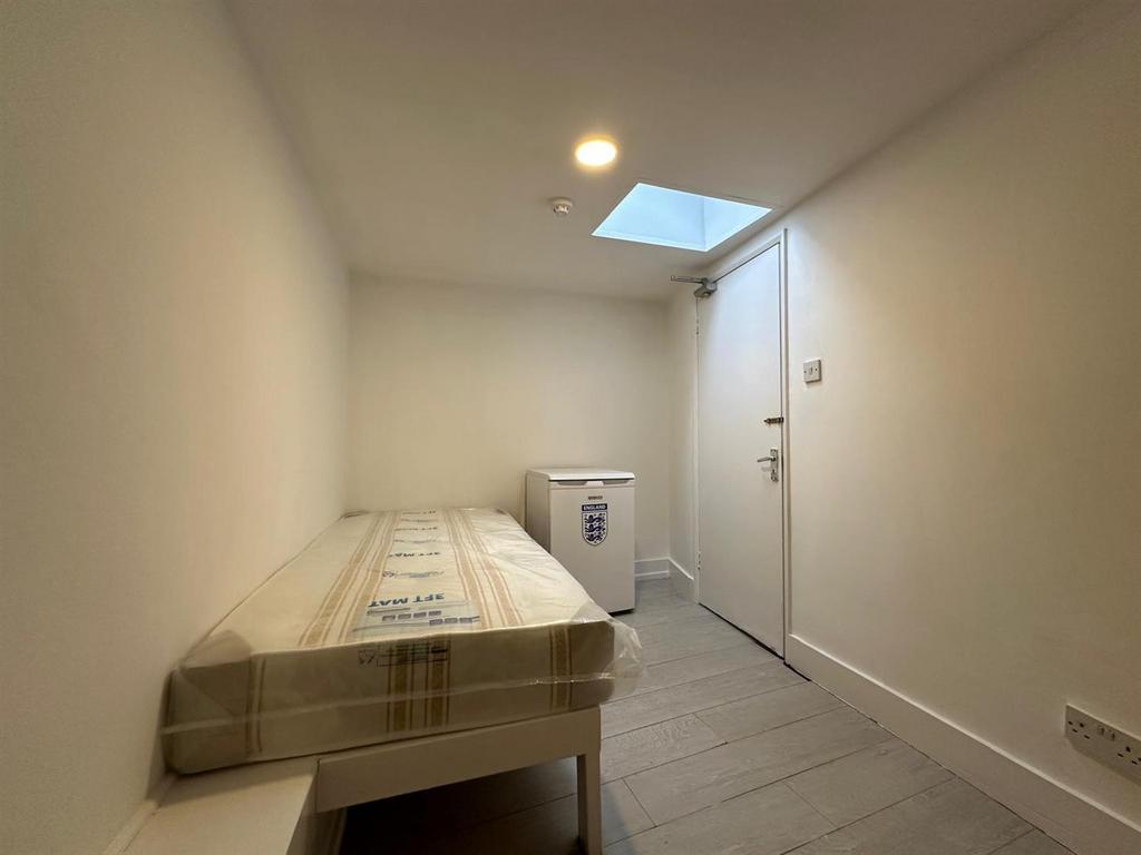 Harrow Road, Kensal Green NW10 1 bed flat to rent - £620 pcm (£143 pw)