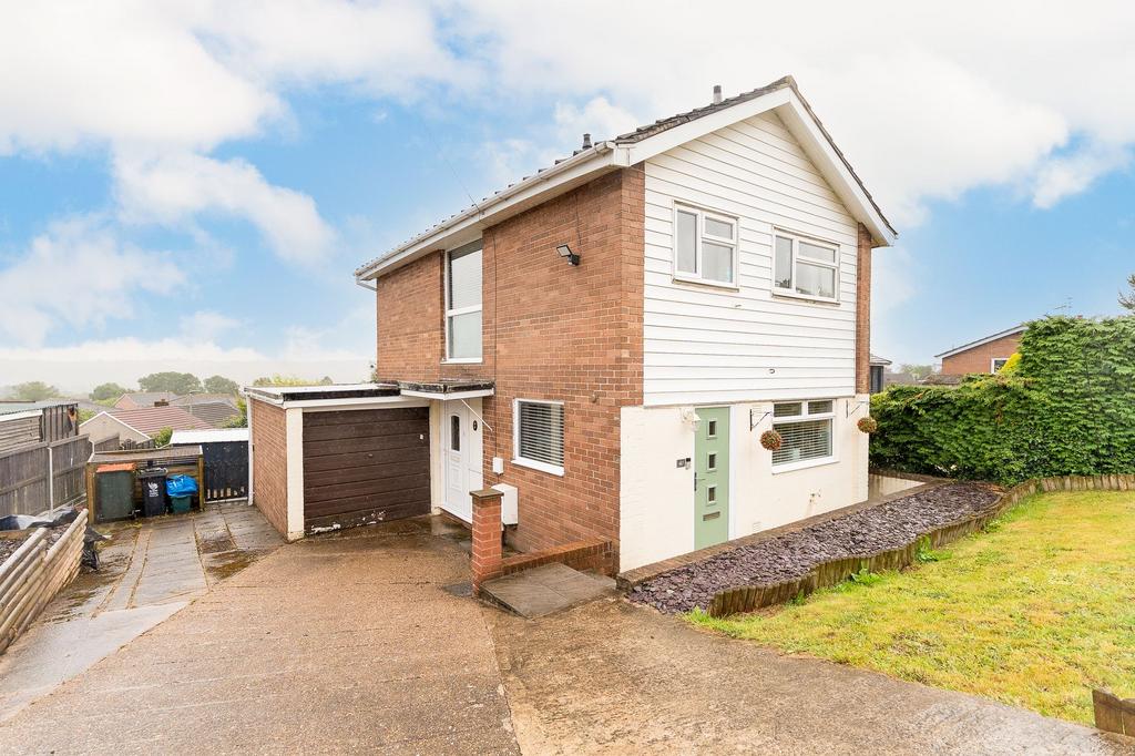 Fairfield Road, Caerleon, NP18 3 bed detached house for sale - £280,000