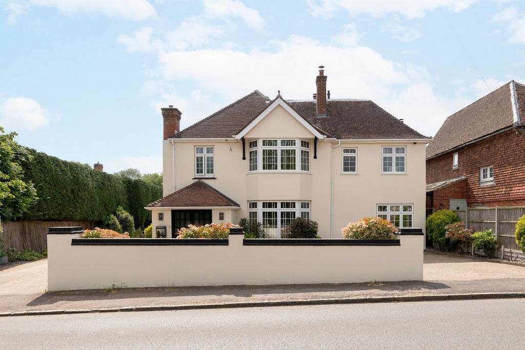 Village Road, Bromham, Bedfordshire... 4 bed detached house for sale ...