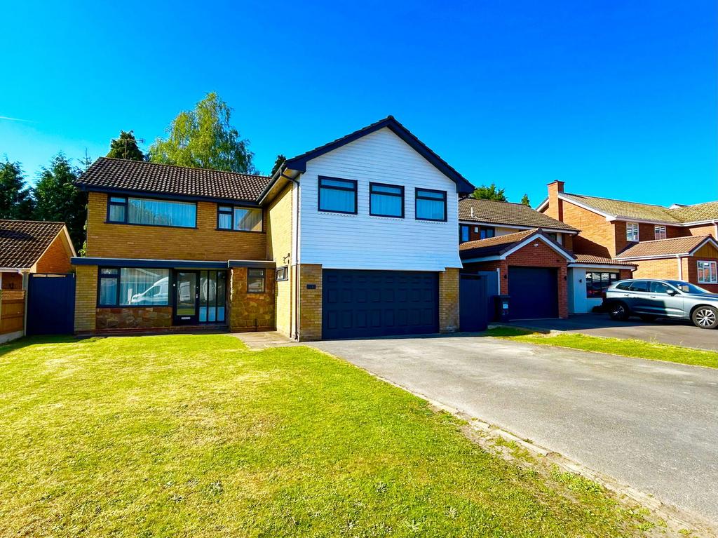 Rollswood Drive, Solihull 5 bed detached house for sale - £825,000