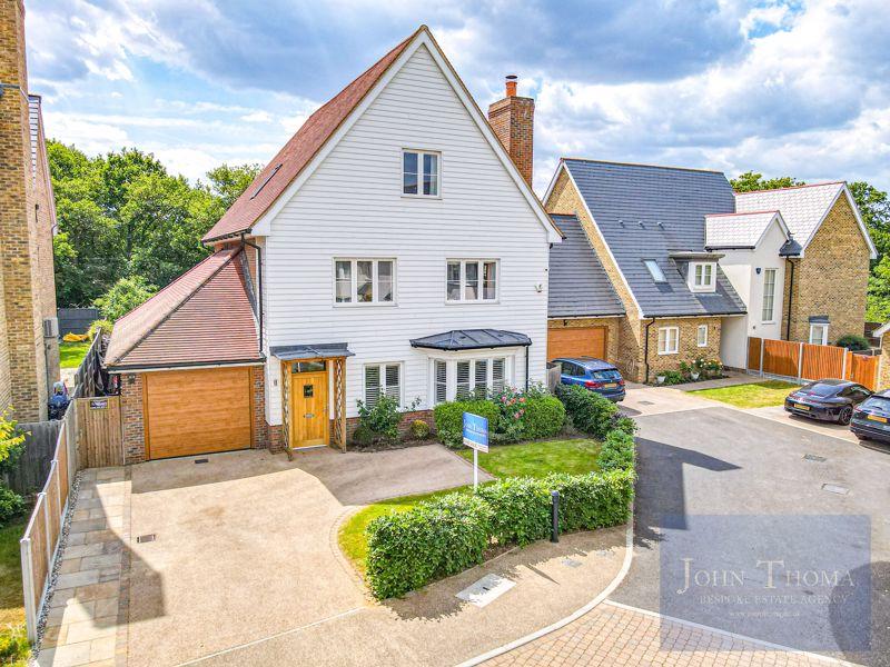 Chigwell Grange, High Road, Chigwell IG7 5 bed detached house for sale ...