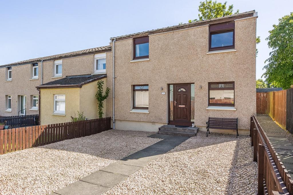Walker Place, Dunfermline, KY11 2 bed semi-detached villa - £145,000