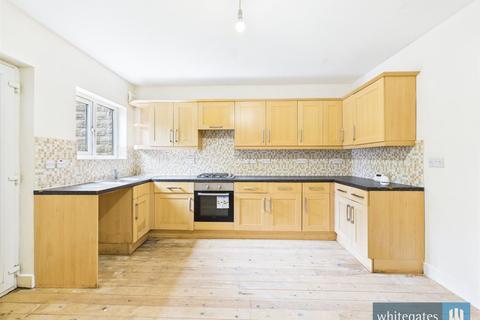 Houses for sale in BD9 | OnTheMarket