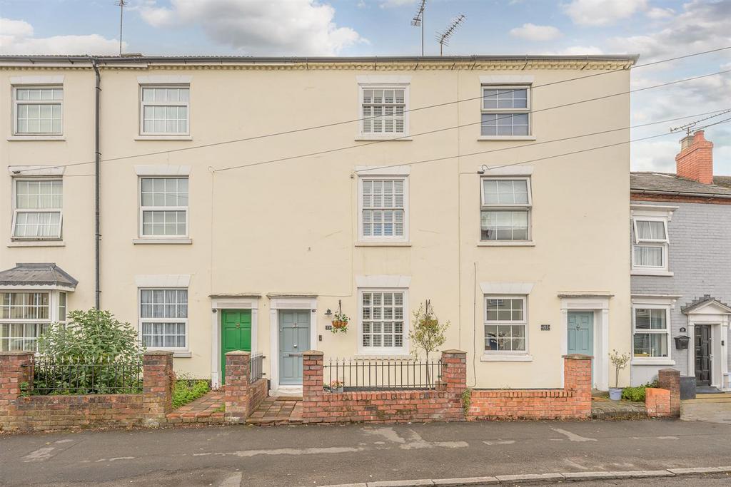 Worcester Street, Norton, DY8 1AX 2 bed terraced house - £300,000